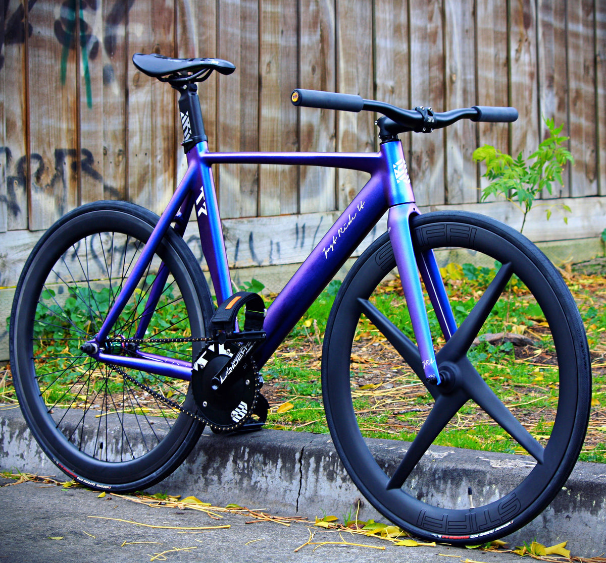 The Shuriken 4 – Stiffi